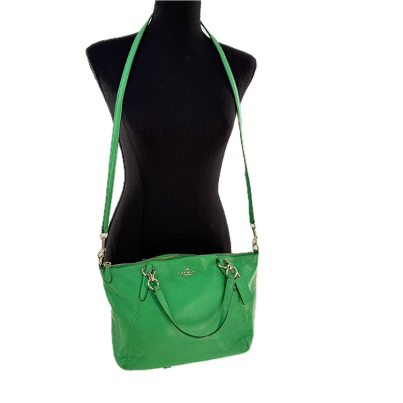 Coach | Bags | Coach Pebbled Leather Small Kelsey Kelly Green Satchel Crossbody Bag F36675 ...